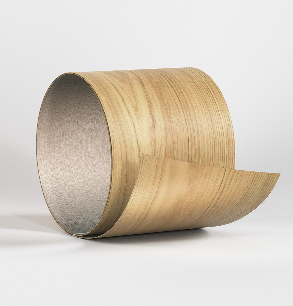 American Oak Veneer Crown Cut on Pre-Glued Leaf – Bord Products